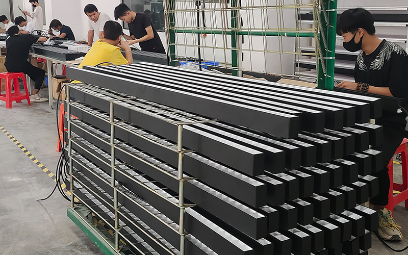 LED linear track light solution provider